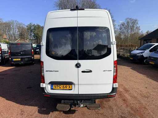 Mercedes-Benz - Sprinter 317 1.9 CDI L3H2 - Van | Troostwijk Auctions