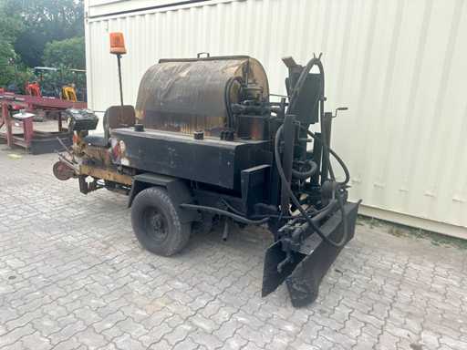 BREINING - FAO 800 SF - Bitumen Sprayer | Troostwijk Auctions