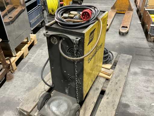 ESAB Power Compact 250 MIG welding machine | Troostwijk Auctions