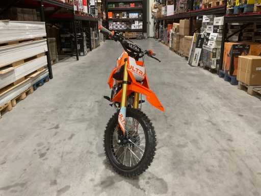 Ultra Motocross 125cc DB003 Pitbike 2025 OR Motorfiets | Troostwijk ...