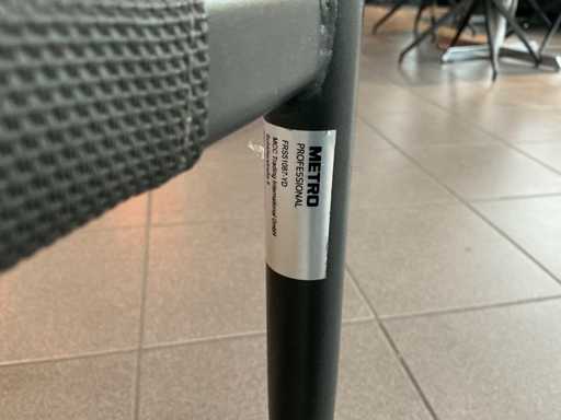 Metro - Chaise de terrasse (4x) | Troostwijk Auctions