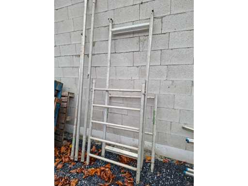 Duarib Rollstar 254 Echafaudage mobile | Troostwijk Auctions