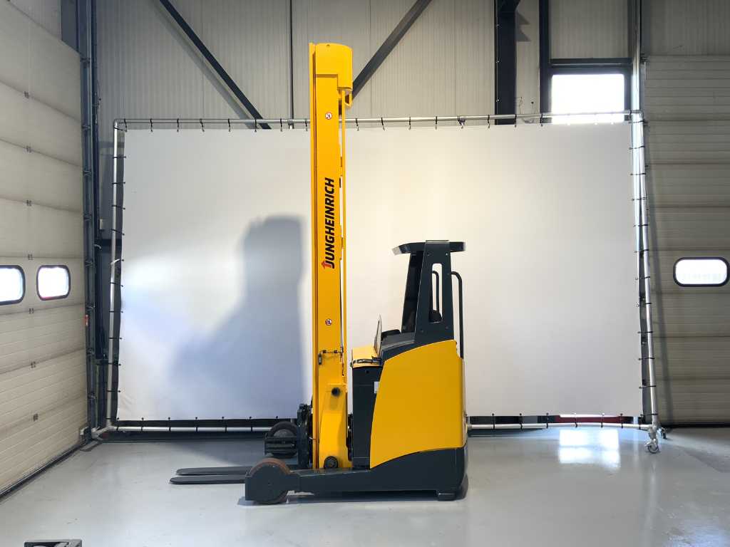 2011 Jungheinrich ETV 320 Reach truck | Troostwijk Auctions