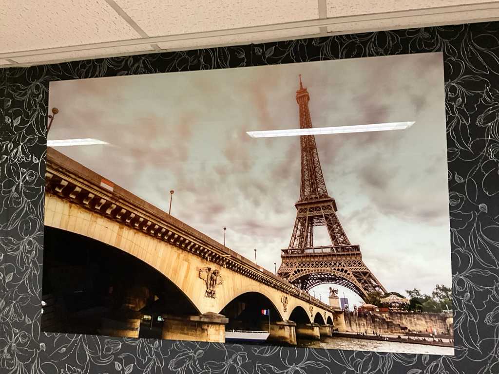 Approx. 25 various large glass wall frames with various photo images