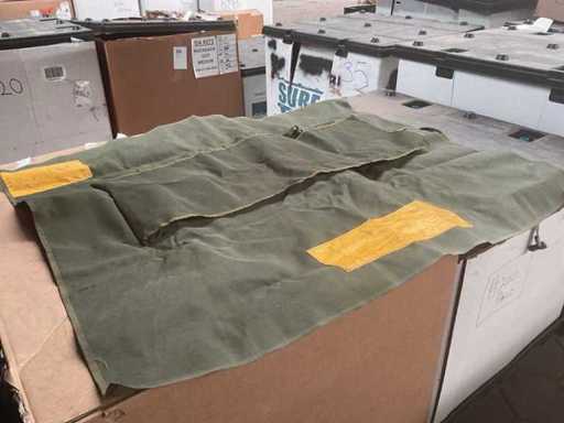 Antenna Cover | Troostwijk Auctions