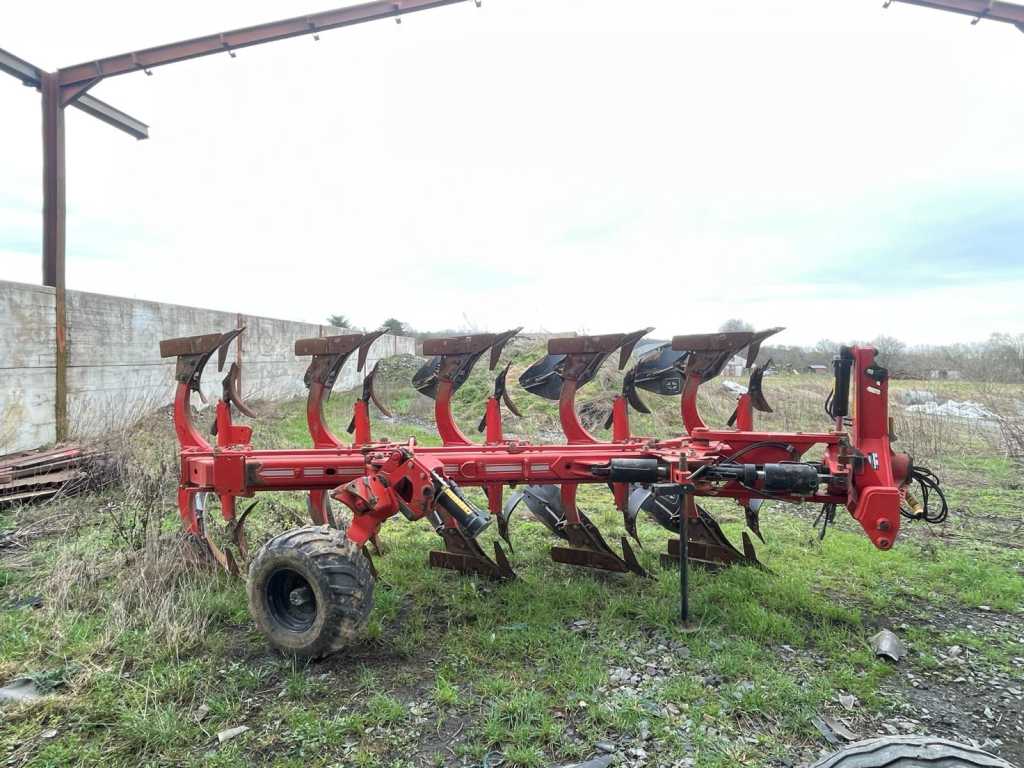 Grégoire Besson - RWB7 - Pług Grégoire Besson RWB7 - 2011 | Troostwijk ...