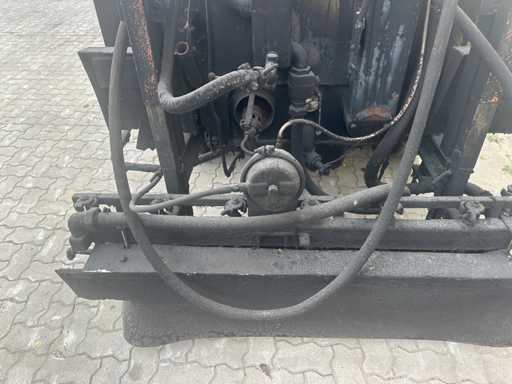 BREINING - FAO 800 SF - Bitumen Sprayer | Troostwijk Auctions