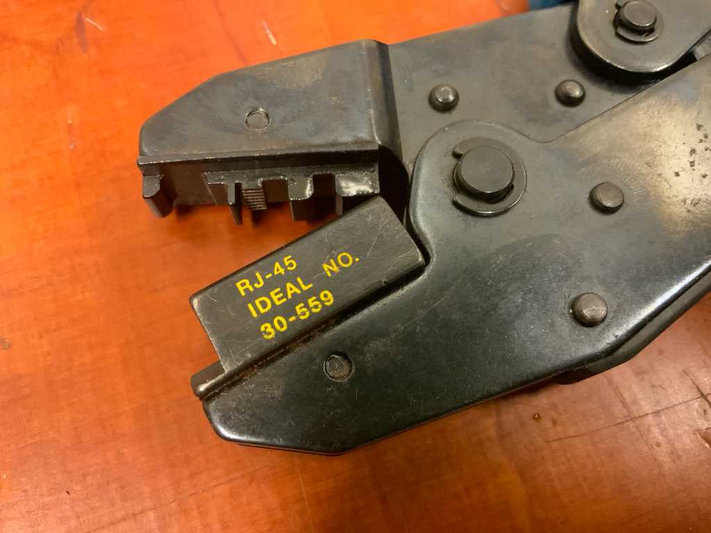 Ideal Crimping Tool | Troostwijk Auctions