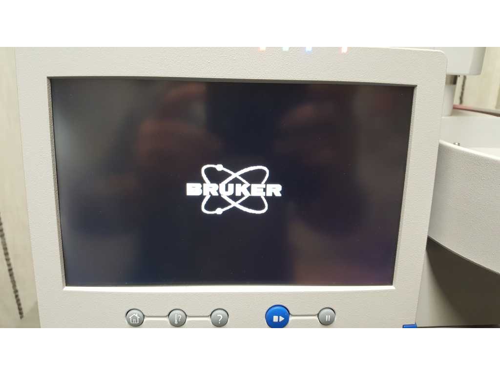 BRUKER - SCION 436-GC - Gas Chromatograph with Sampler | Troostwijk Auctions