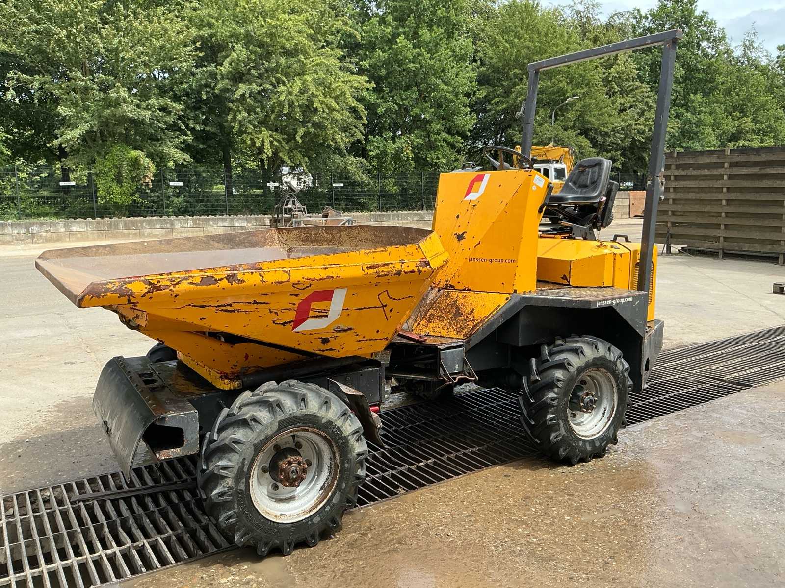 2001 Bergmann Baufix 2025R Dumper | Troostwijk Auctions