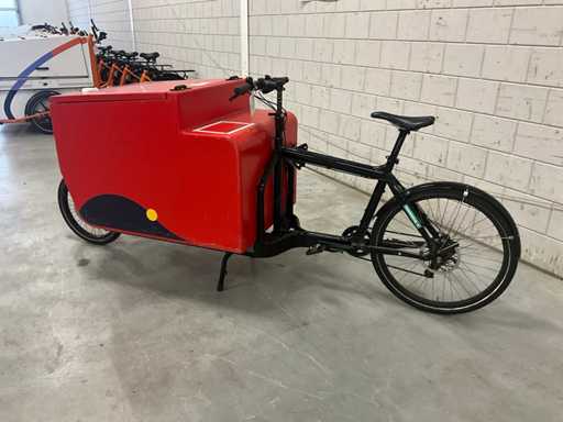 Larry vs Harry Bullitt X Transport Bike | Troostwijk Auctions