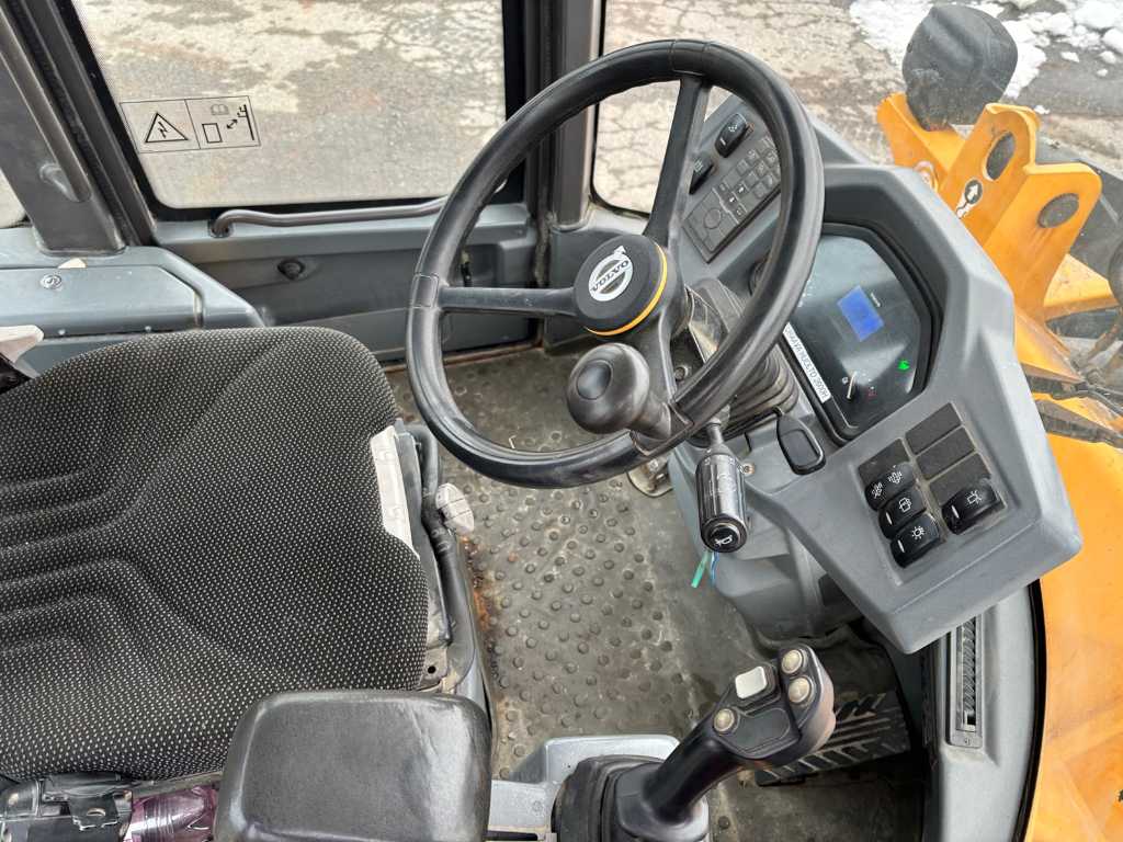 Pyöräkuormaaja Volvo L35 GS