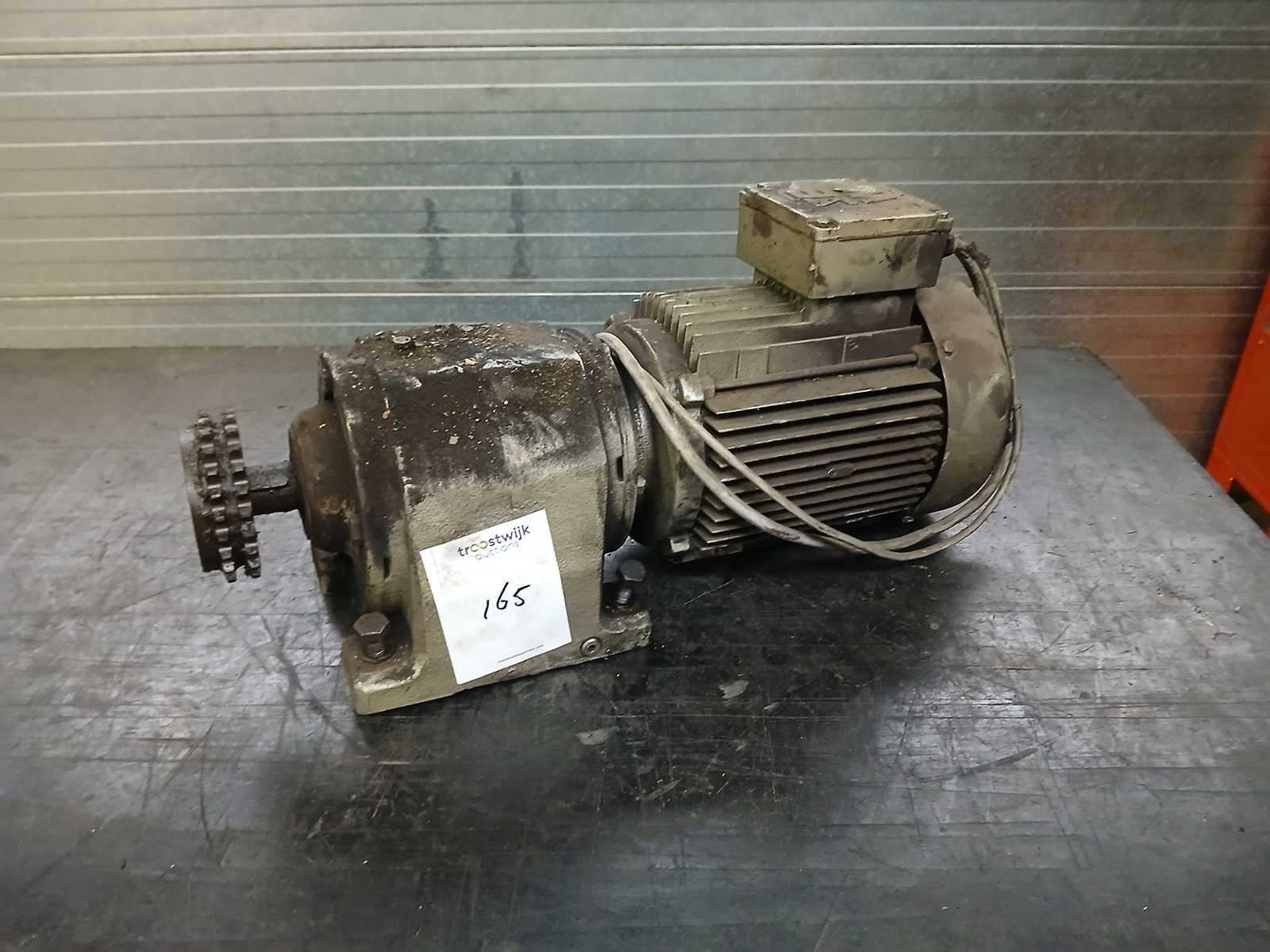 SEW - Eurodrive - Motor reduction | Troostwijk Auctions