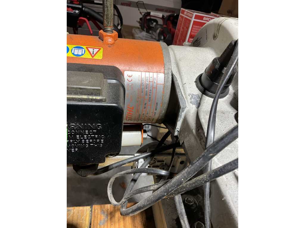STIHL MRD242TFA267 slijpmachine