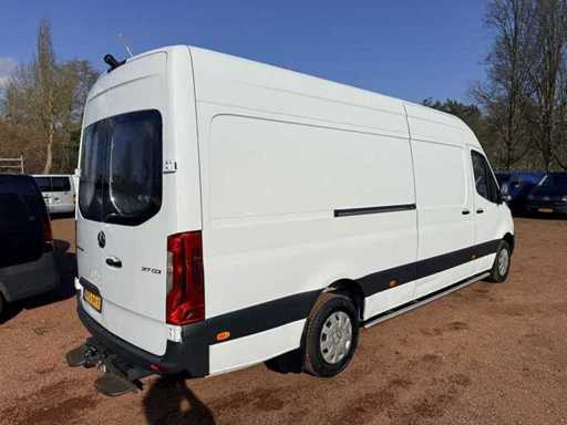Mercedes-Benz - Sprinter 317 1.9 CDI L3H2 - Van | Troostwijk Auctions