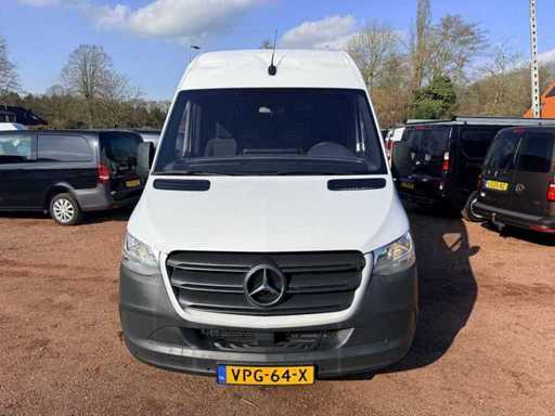 Mercedes-Benz - Sprinter 317 1.9 CDI L3H2 - Van | Troostwijk Auctions