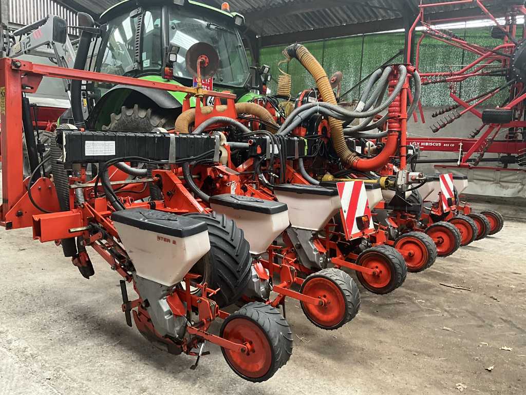 Pneumatische zaaimachine KUHN planter 2 compleet met KUHN venta