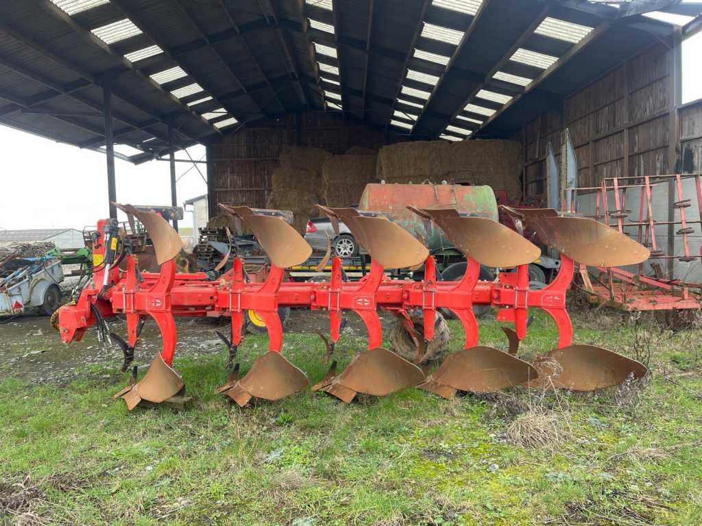 Grégoire Besson - RWB7 - Pług Grégoire Besson RWB7 - 2011 | Troostwijk ...