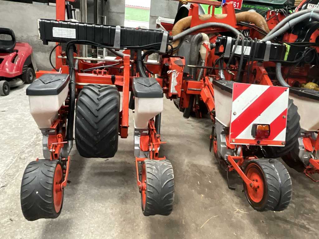Pneumatische zaaimachine KUHN planter 2 compleet met KUHN venta