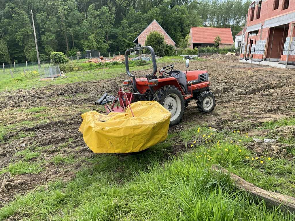 Kubota GL240 Mini Tractor | Troostwijk Auctions