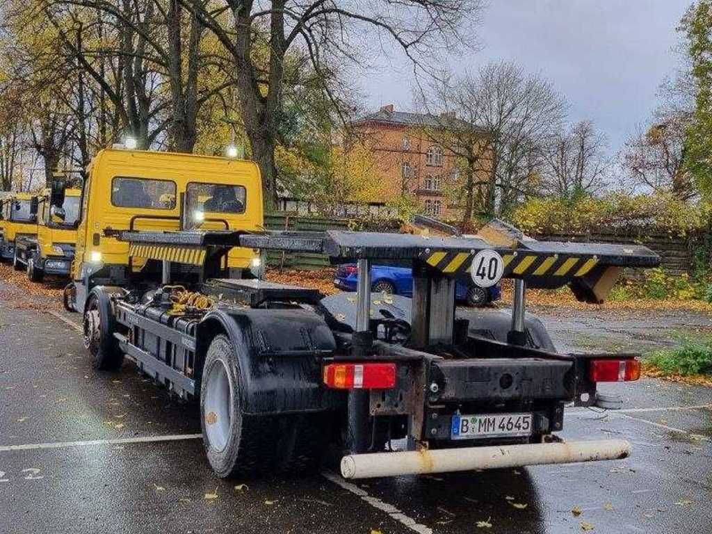 Mercedes-Benz - B-MM 4645 (W3) - Rangierfahrzeug - Umsetzfahrzeug ...